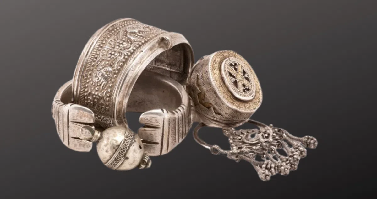 How to Polish Tarnished Silver Jewelry? | Lukas Casting House